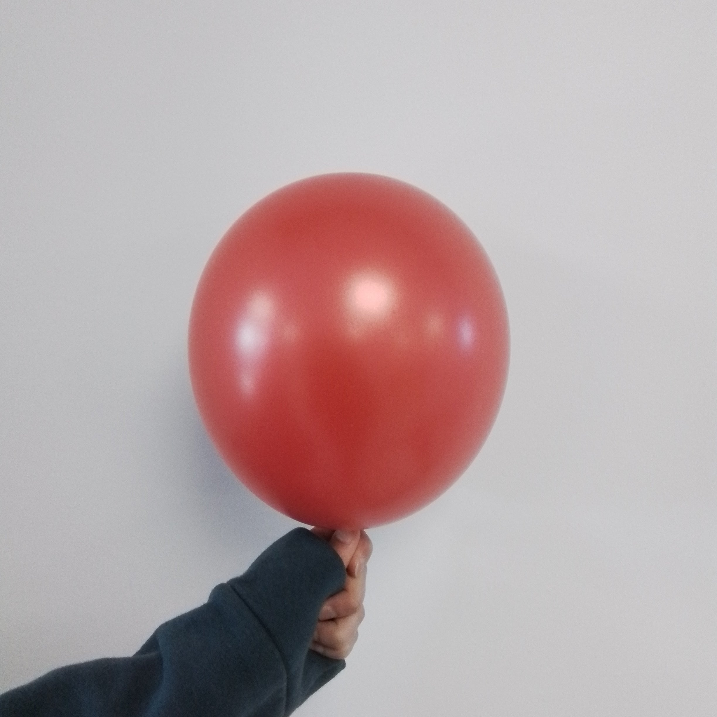 Tuftex Metallic Starfire Red – Pro Balloon Shop